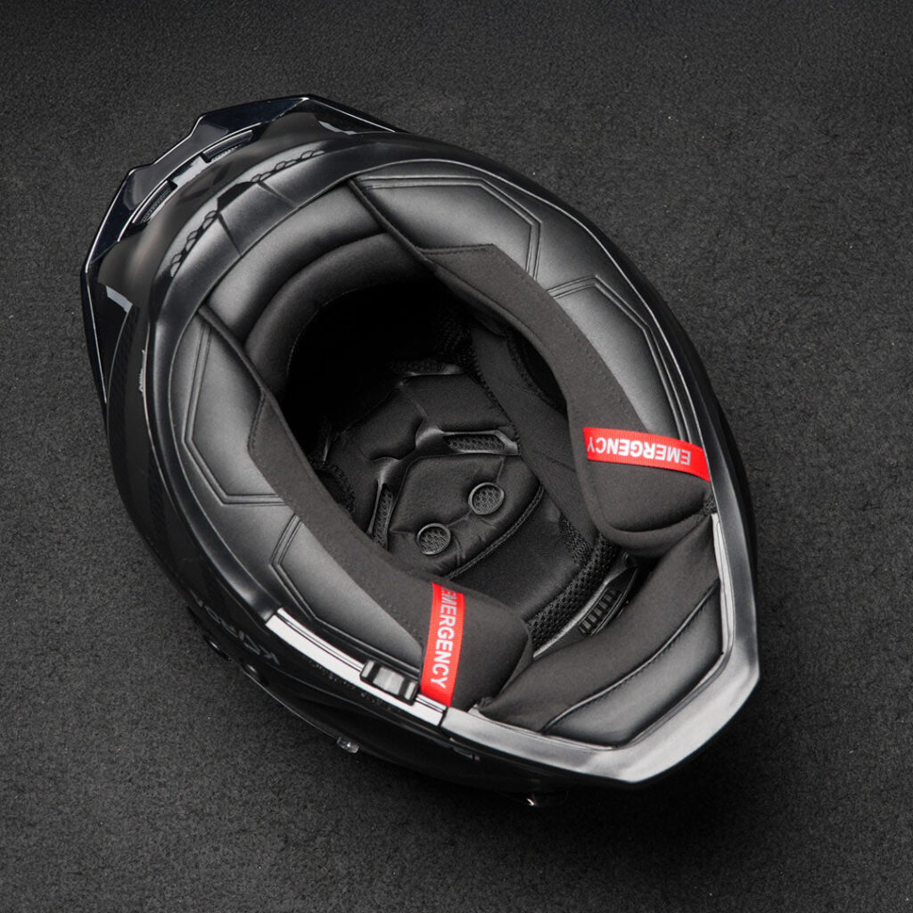 Korda Icon Solid Gloss Black Helmet – Probikers Pune